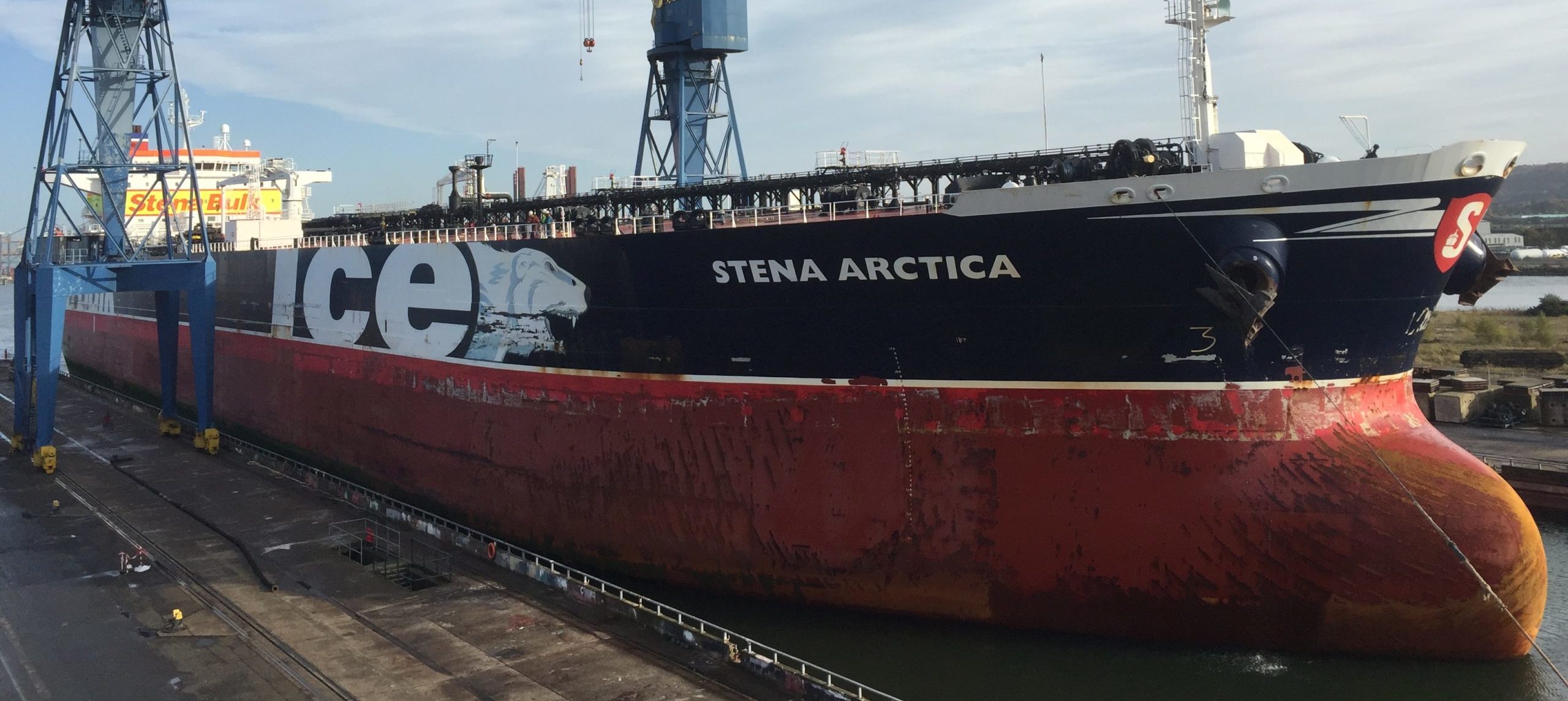 Stena Arctica departs H&W - Harland & Wolff